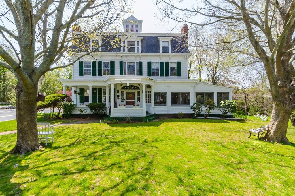 Featured Property: Colonial House Inn, Yarmouth Port - Robert Paul ...