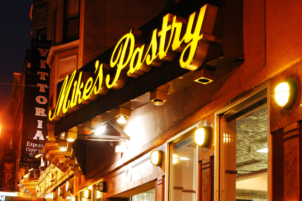 Top 10 Iconic Boston Foods and the Best Places to Eat Them - Robert ...