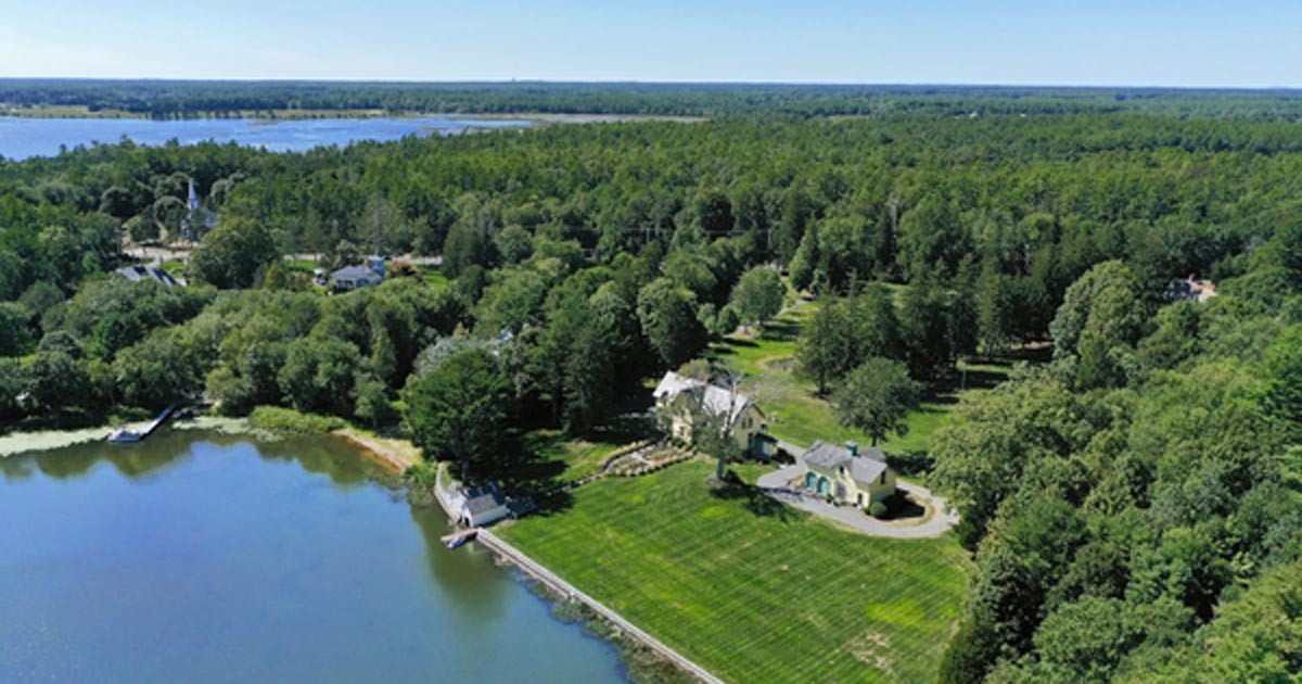 Community Profile: Carver, MA - Robert Paul Properties